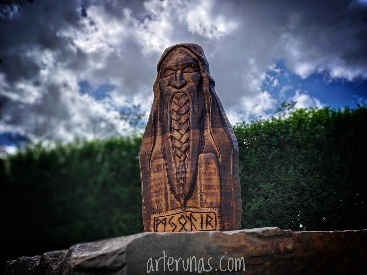 Tótem dios Thor tallado en madera – Arte Runas Artesania
