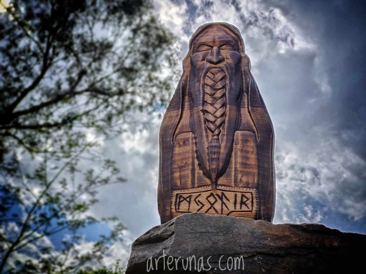 Tótem dios Thor tallado en madera – Arte Runas Artesania